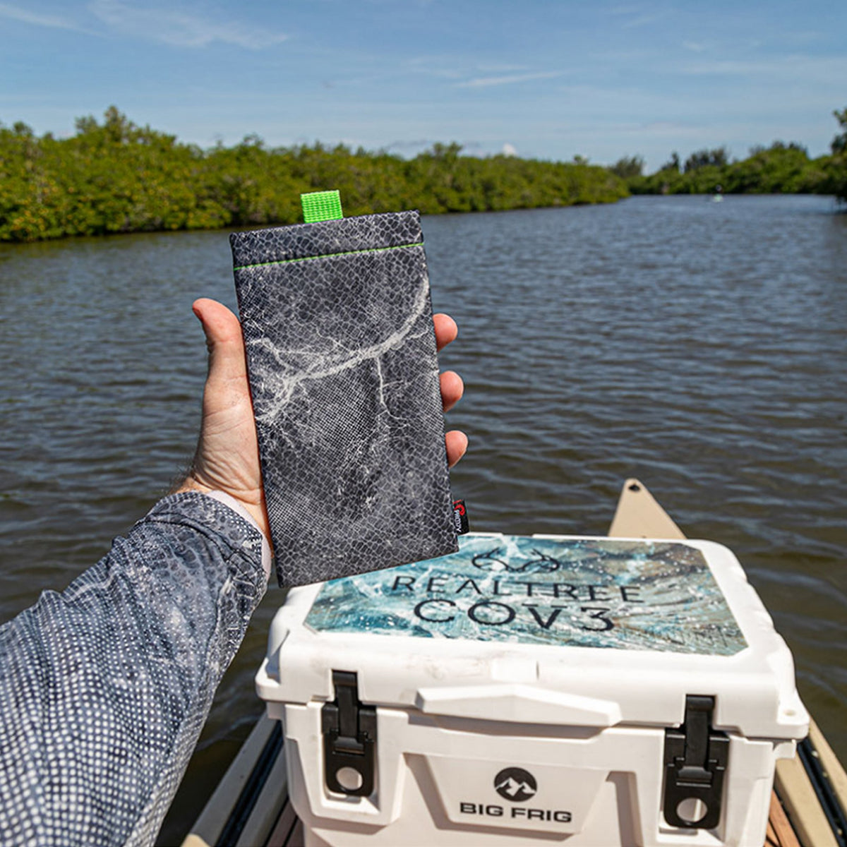 Gear Review: PHOOZY XP3 Phone Case